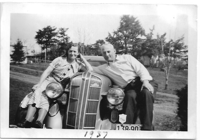 Luke and Michelle Middlebrooks and the Oregon Electric Railroad Line ...